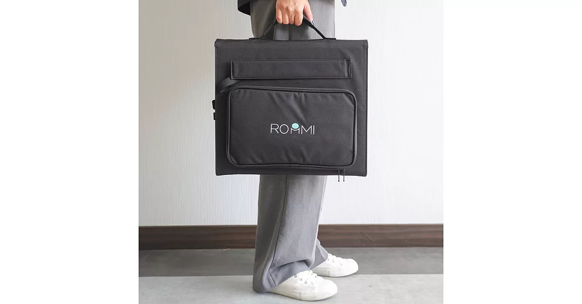 博客來-ROOMMI 120W 太陽能充電板｜戶外折疊攜帶方便
