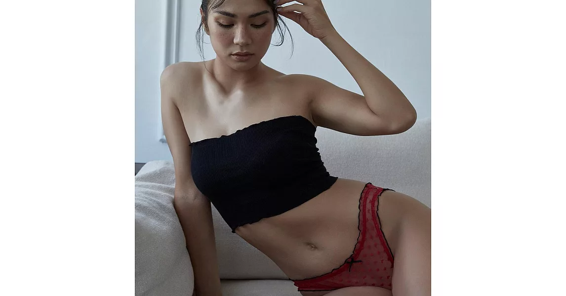 博客來-【CICIZA】靚白肌系列Amanda低腰網紗皺皺半包臀-櫻桃炸彈 L