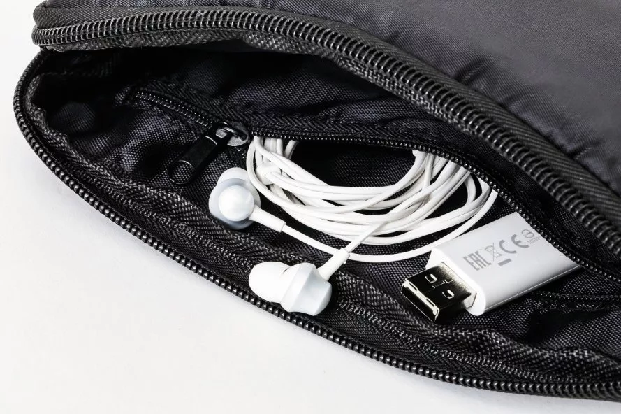 博客來-數碼寶貝大冒險tri.情報特刊：附收納包